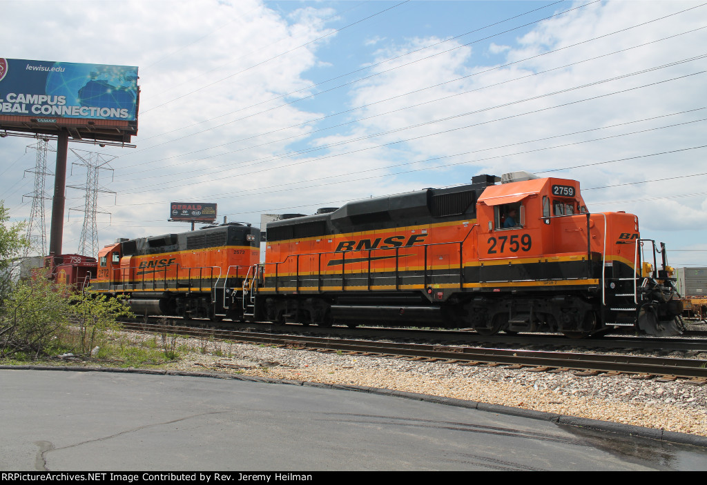 BNSF 2759 & 2572 (1)